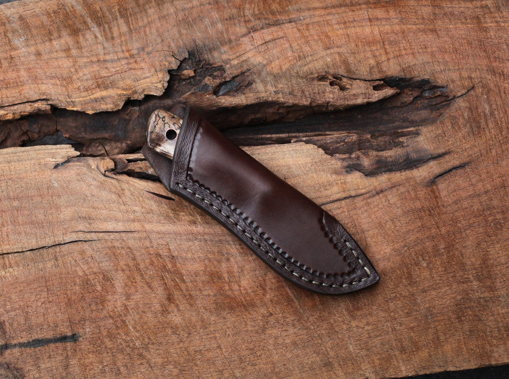 Guardless Drop Point hunter, spalted maple – C Thomas Knives