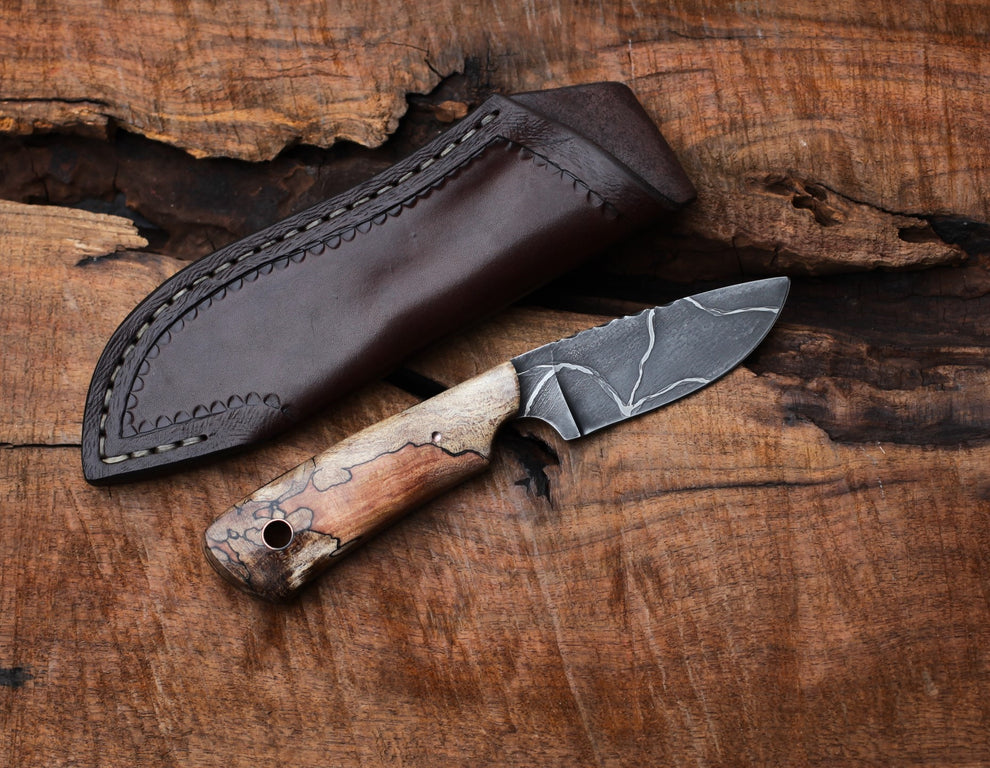 Guardless Drop Point hunter, spalted maple – C Thomas Knives